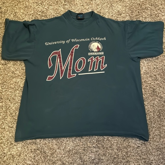 Tops | Vintage University Of Wisconsin Oshkosh Mom Tshirt Oversized ...